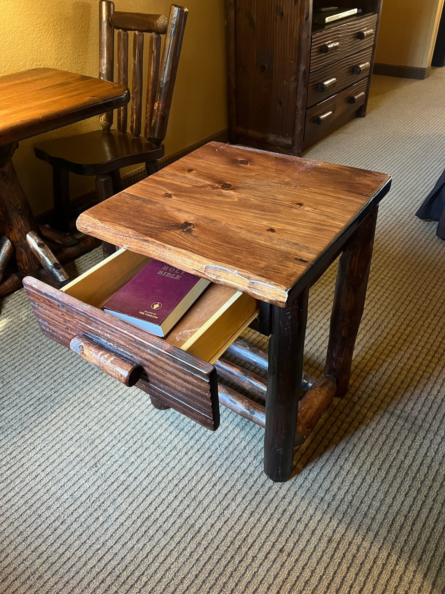 Inventory – Log Furniture Liquidators